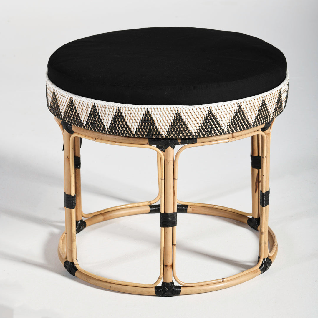 Prag Bench – Irmaklar Bahcce